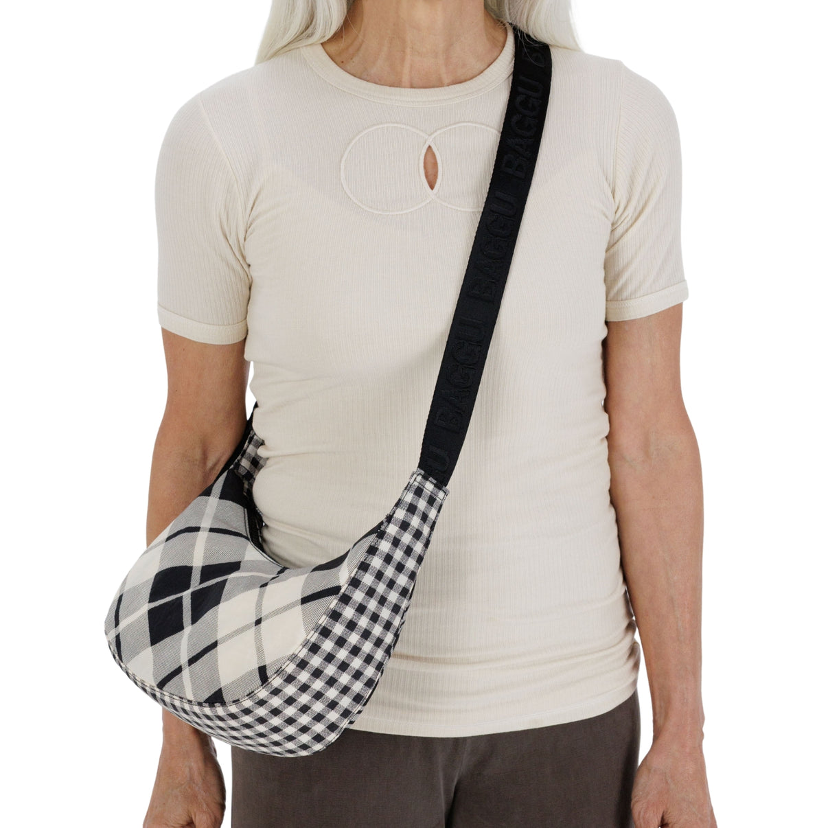 Baggu Small Nylon Crescent Bag in Mixed Plaid – Te Koop
